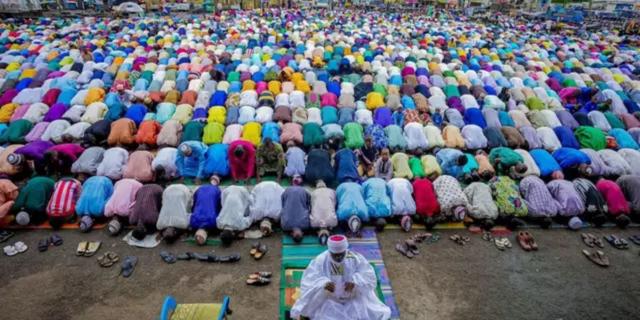BREAKING: Nigerian government declares June 6 and 9 public holidays for ...