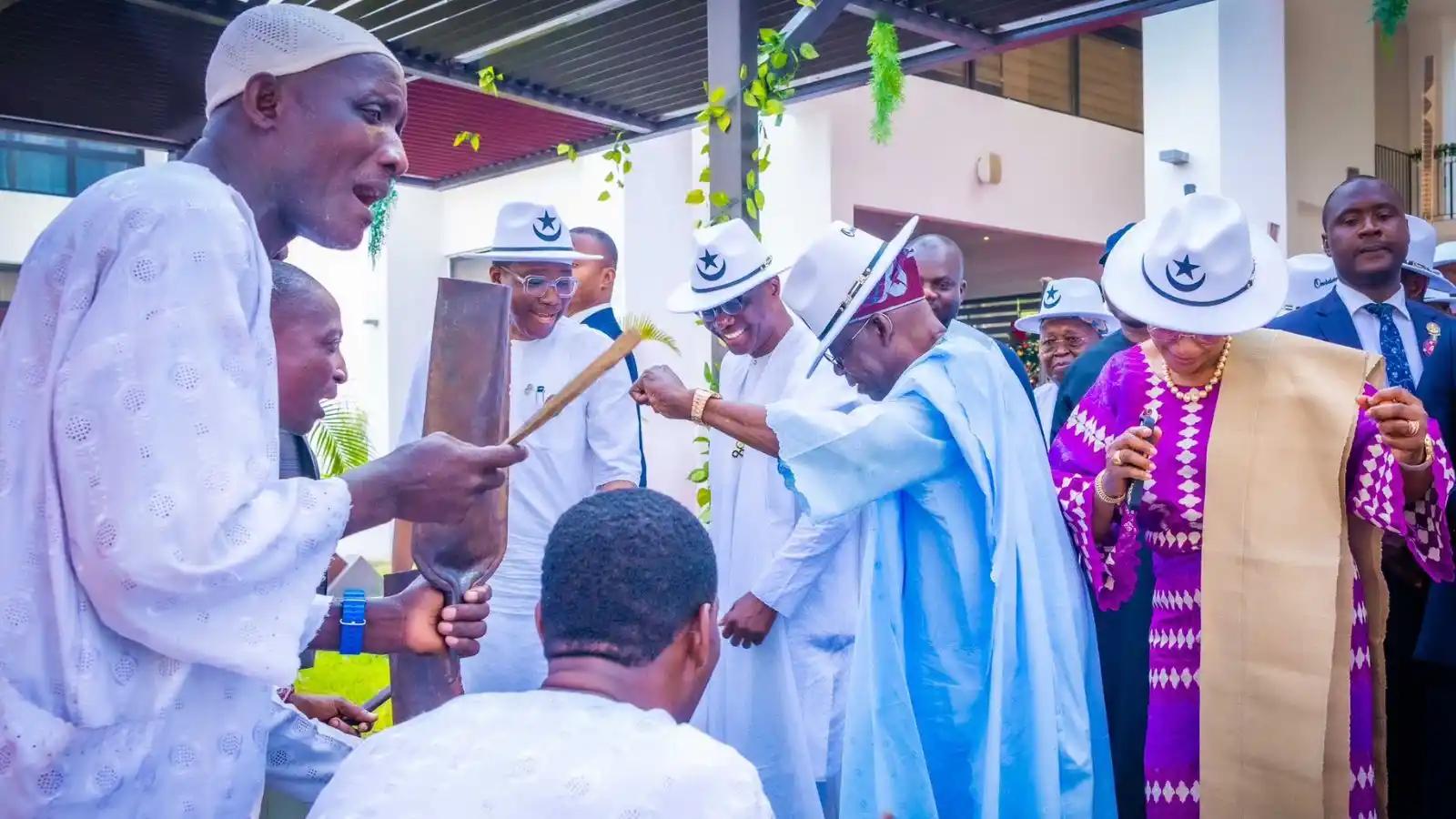'No alcohol': Tinubu tells Lagosians as he flags off Eyo festival ...
